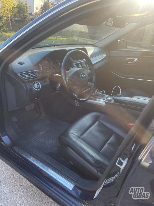 Mercedes-Benz E 220 2011 in Kaunas, with an engine capacity of 2.20 L and mileage of 320 thousand km for 3000 €, photo 7 on AUTOMOTO.COM.LV