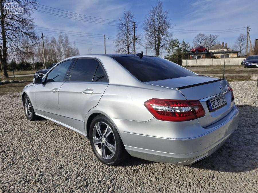 Mercedes-Benz E 220 2012 in Vilkaviskis, with an engine capacity of 2.20 L and mileage of 400 thousand km for 5450 €, photo 4 on AUTOMOTO.COM.LV