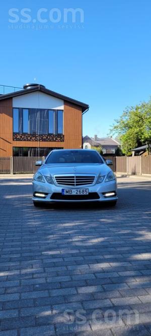 Mercedes-Benz E 220 2012 in Riga, with an engine capacity of 2.20 L and mileage of 303 thousand km for 7400 €, photo  on AUTOMOTO.COM.LV
