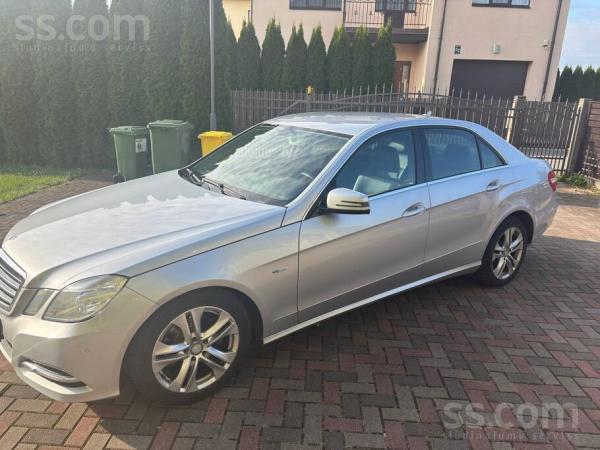 Мерседес E 220 2012 в Рига, объемом двигателя 2.20 л и пробегом 274 тыс. км за 7000 €, фото 2 на AUTOMOTO.COM.LV