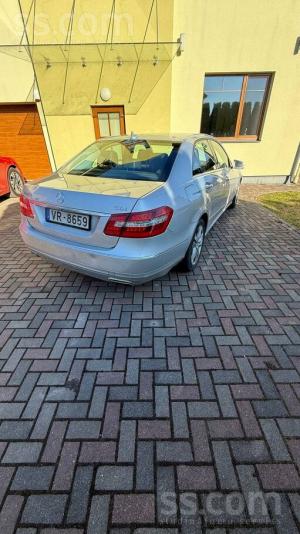 Mercedes-Benz E 220 2012 Rīga, ar dzinēja tilpumu 2.20 L un nobraukumu 274 tūkst. km par 7000 €, foto 7 vietnē AUTOMOTO.COM.LV