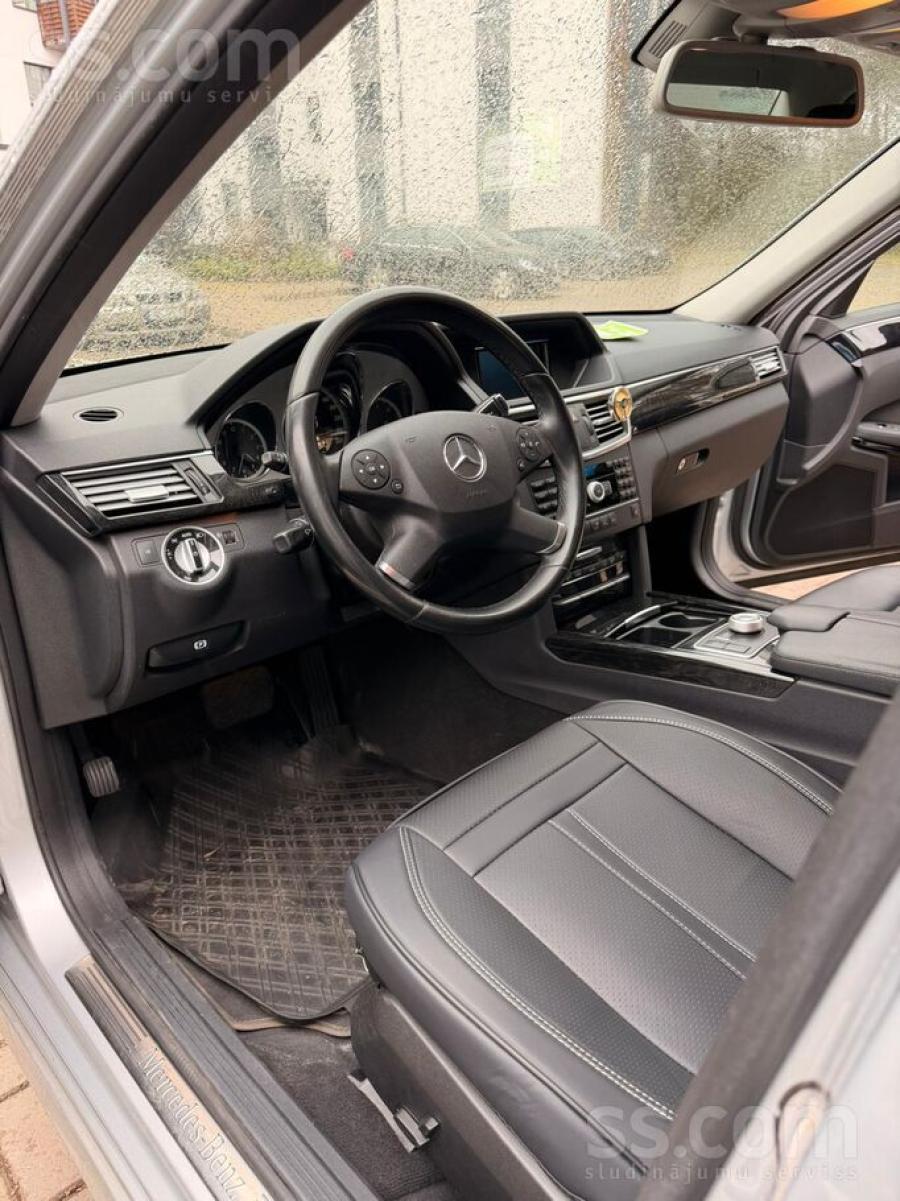 Mercedes-Benz E 220 2012 Rīga, ar dzinēja tilpumu 2.20 L un nobraukumu 274 tūkst. km par 7000 €, foto 17 vietnē AUTOMOTO.COM.LV