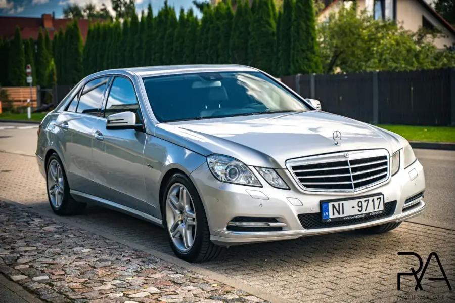 Мерседес E 220 2012 в Рига, объемом двигателя 2.20 л и пробегом 298 тыс. км за 5990 €, фото 3 на AUTOMOTO.COM.LV