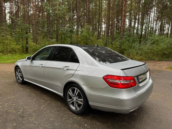 Mercedes-Benz E 220 2012 Viļņa, ar dzinēja tilpumu 2.20 L un nobraukumu 450 tūkst. km par 4750 €, foto 6 vietnē AUTOMOTO.COM.LV
