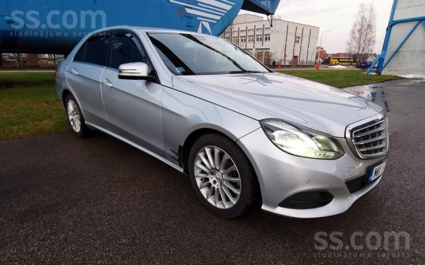 Mercedes-Benz E 220 2013 in Riga, with an engine capacity of 2.10 L and mileage of 309 thousand km for 8000 €, photo 3 on AUTOMOTO.COM.LV