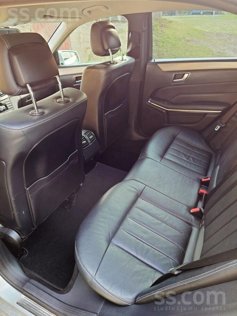 Mercedes-Benz E 220 2013 in Riga, with an engine capacity of 2.10 L and mileage of 309 thousand km for 8000 €, photo 14 on AUTOMOTO.COM.LV