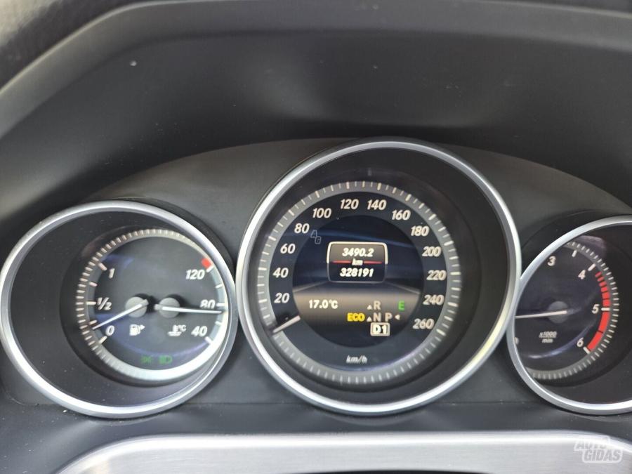 Mercedes-Benz E 220 2013 Jurbarkas, ar dzinēja tilpumu 2.10 L un nobraukumu 328 tūkst. km par 7100 €, foto 19 vietnē AUTOMOTO.COM.LV