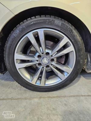 Mercedes-Benz E 220 2015 in Marijampole, with an engine capacity of 2.10 L and mileage of 516 thousand km for 7050 €, photo 18 on AUTOMOTO.COM.LV