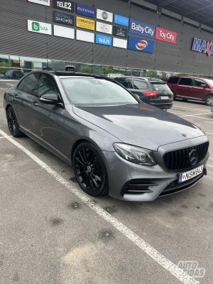 Мерседес E 220 2017 в Каунас, объемом двигателя 2.00 л и пробегом 289 тыс. км за 16499 €, фото 4 на AUTOMOTO.COM.LV