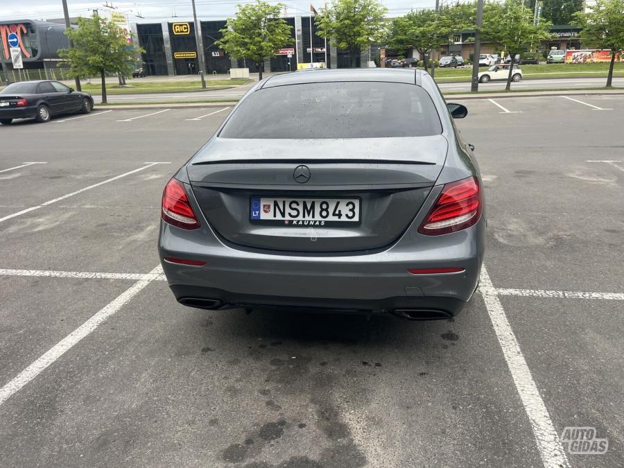 Мерседес E 220 2017 в Каунас, объемом двигателя 2.00 л и пробегом 289 тыс. км за 16499 €, фото 5 на AUTOMOTO.COM.LV