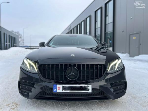 Mercedes-Benz E 220 2018 Viļņa, ar dzinēja tilpumu 2.00 L un nobraukumu 272 tūkst. km par 23899 €, foto 3 vietnē AUTOMOTO.COM.LV