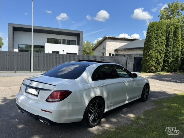 Mercedes-Benz E 220 2019 in Marijampole, with an engine capacity of 2.00 L and mileage of 223 thousand km for 21500 €, photo 10 on AUTOMOTO.COM.LV