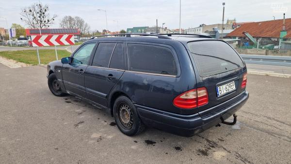 Mercedes-Benz E 220 1999 Marijampole, ar dzinēja tilpumu 2.20 L un nobraukumu 362 tūkst. km par 990 €, foto 9 vietnē AUTOMOTO.COM.LV