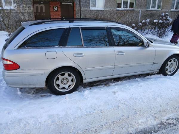 Mercedes-Benz E 220 2003 in Daugavpils, with an engine capacity of 2.20 L and mileage of 291 thousand km for 2000 €, photo 4 on AUTOMOTO.COM.LV