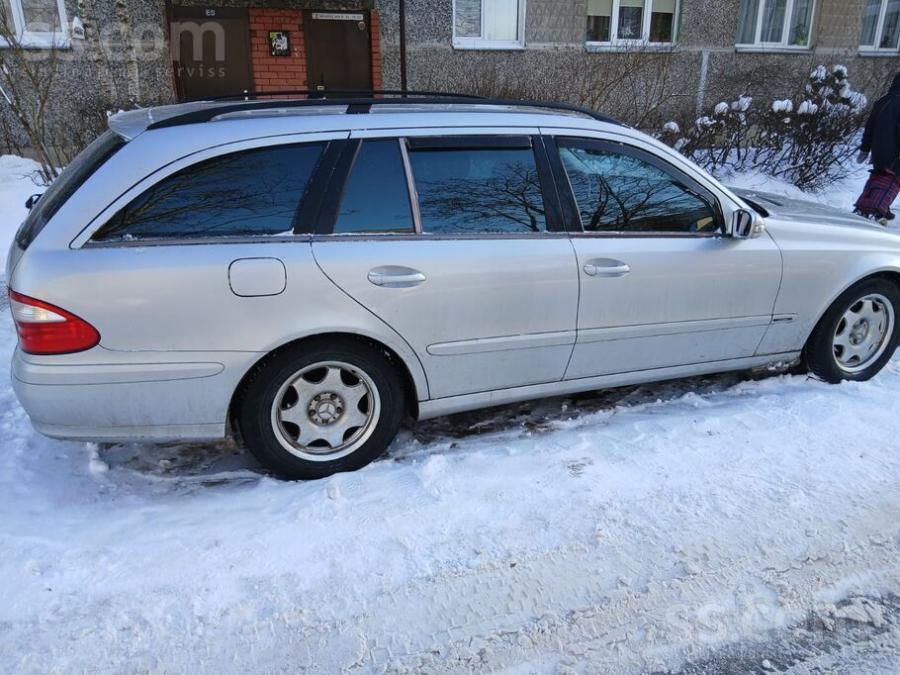 Mercedes-Benz E 220 2003 Daugavpils, ar dzinēja tilpumu 2.20 L un nobraukumu 291 tūkst. km par 2000 €, foto 4 vietnē AUTOMOTO.COM.LV