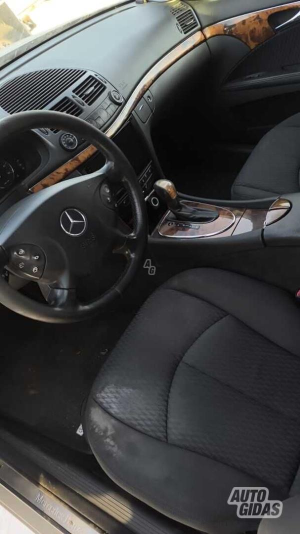 Mercedes-Benz E 220 2003 Vilkaviškis, ar dzinēja tilpumu 2.20 L un nobraukumu 1 tūkst. km par 1850 €, foto 8 vietnē AUTOMOTO.COM.LV