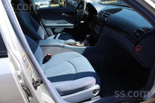 Mercedes-Benz E 220 2003 in Liepaja, with an engine capacity of 2.20 L and mileage of 348 thousand km for 3800 €, photo 8 on AUTOMOTO.COM.LV