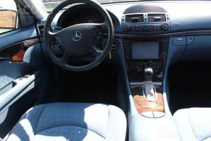 Mercedes-Benz E 220 2003 Liepāja, ar dzinēja tilpumu 2.20 L un nobraukumu 348 tūkst. km par 3800 €, foto 10 vietnē AUTOMOTO.COM.LV