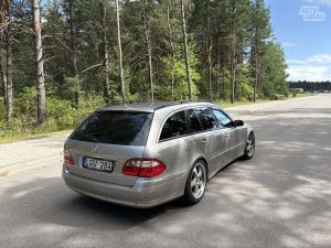 Mercedes-Benz E 220 2003 Varėna, ar dzinēja tilpumu 2.20 L un nobraukumu 350 tūkst. km par 1950 €, foto 4 vietnē AUTOMOTO.COM.LV