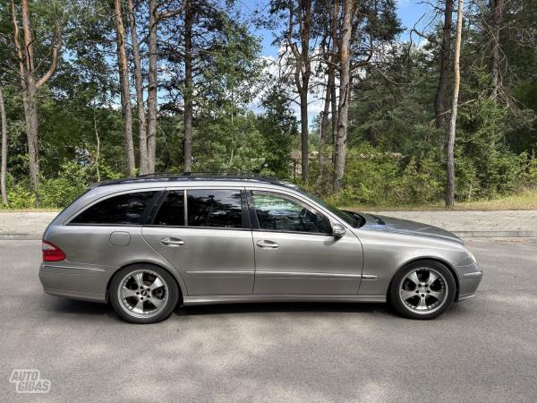 Mercedes-Benz E 220 2003 Varėna, ar dzinēja tilpumu 2.20 L un nobraukumu 350 tūkst. km par 1950 €, foto 4 vietnē AUTOMOTO.COM.LV