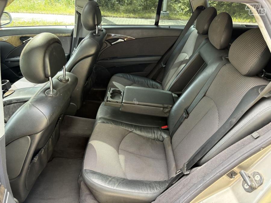 Mercedes-Benz E 220 2003 Varėna, ar dzinēja tilpumu 2.20 L un nobraukumu 350 tūkst. km par 1950 €, foto 11 vietnē AUTOMOTO.COM.LV