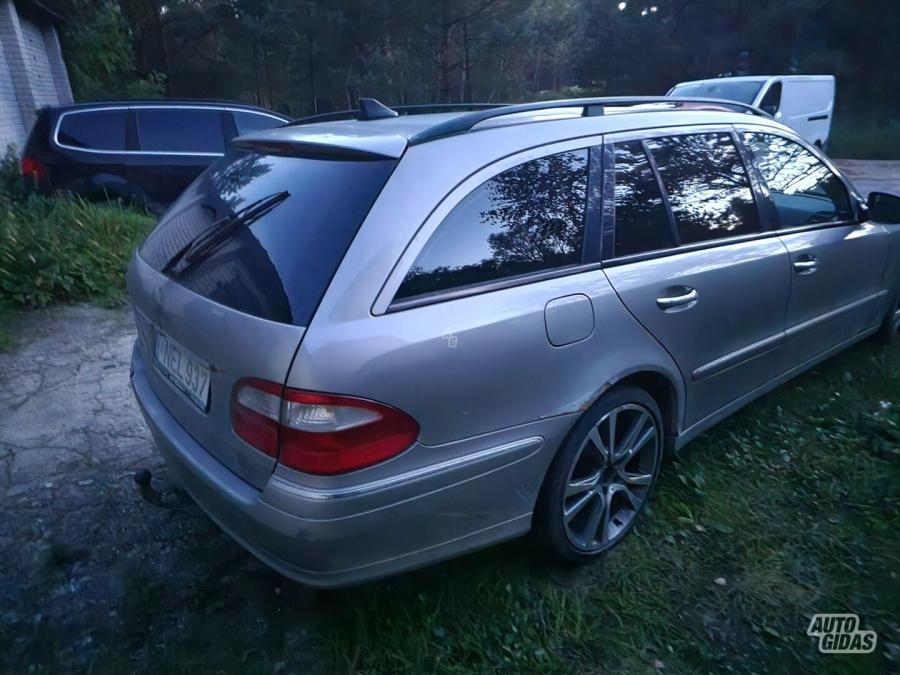 Мерседес E 220 2003 в Утена, объемом двигателя 2.20 л и пробегом 500 тыс. км за 1250 €, фото 5 на AUTOMOTO.COM.LV
