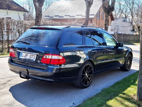 Мерседес E 220 2004 в Тельшяй, объемом двигателя 2.10 л и пробегом 300 тыс. км за 1999 €, фото 6 на AUTOMOTO.COM.LV