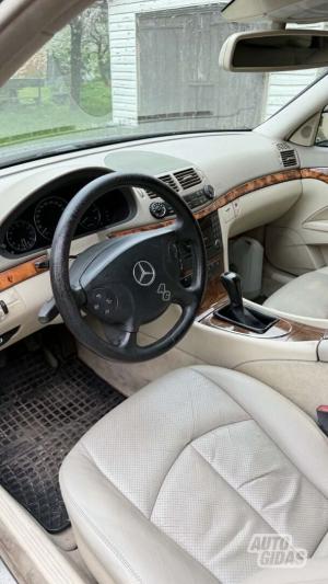 Мерседес E 220 2004 в Тельшяй, объемом двигателя 2.10 л и пробегом 300 тыс. км за 1999 €, фото 18 на AUTOMOTO.COM.LV
