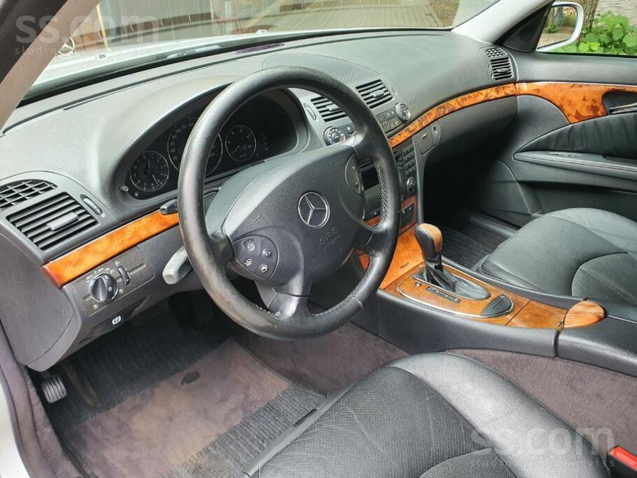 Мерседес E 220 2004 в Тукумс, объемом двигателя 2.20 л и пробегом 303 тыс. км за 1999 €, фото 10 на AUTOMOTO.COM.LV
