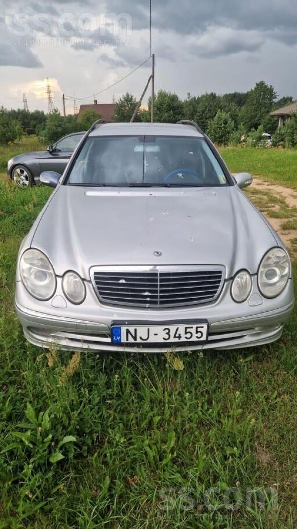 Mercedes-Benz E 220 2004 Daugavpils, ar dzinēja tilpumu 2.20 L un nobraukumu 340 tūkst. km par 800 €, foto 2 vietnē AUTOMOTO.COM.LV