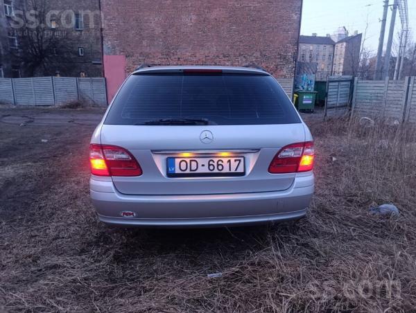 Мерседес E 220 2004 в Рига, объемом двигателя 2.20 л и пробегом 243 тыс. км за 2400 €, фото 2 на AUTOMOTO.COM.LV