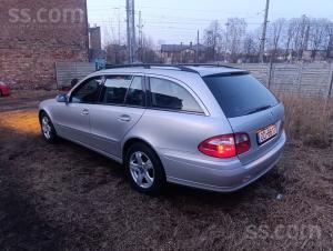 Mercedes-Benz E 220 2004 Rīga, ar dzinēja tilpumu 2.20 L un nobraukumu 243 tūkst. km par 2400 €, foto  vietnē AUTOMOTO.COM.LV