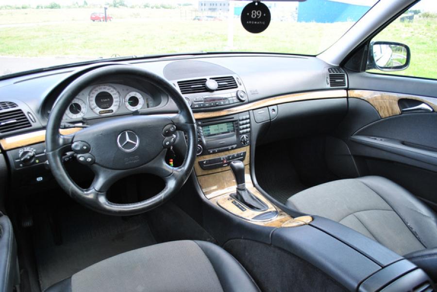 Мерседес E 220 2007 в Раквере, объемом двигателя 2.10 л и пробегом 355 тыс. км за 6000 €, фото 6 на AUTOMOTO.COM.LV