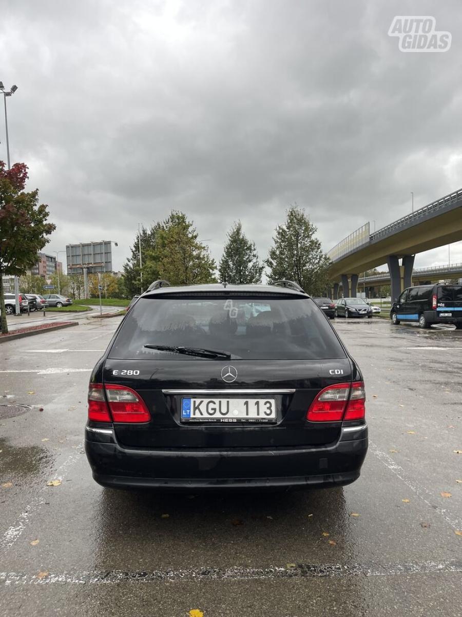Мерседес E 220 2007 в Клайпеда, объемом двигателя 3.00 л и пробегом 383 тыс. км за 5700 €, фото 8 на AUTOMOTO.COM.LV