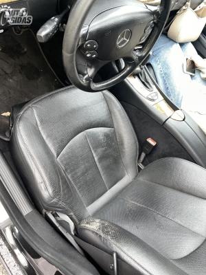 Мерседес E 220 2007 в Клайпеда, объемом двигателя 3.00 л и пробегом 383 тыс. км за 5700 €, фото 28 на AUTOMOTO.COM.LV