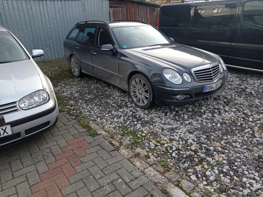 Мерседес E 220 2008 в Кивиыли, объемом двигателя 2.20 л и пробегом 281 тыс. км за 5000 €, фото 1 на AUTOMOTO.COM.LV