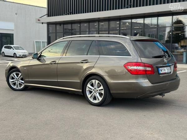 Мерседес E 220 2010 в Каунас, объемом двигателя 2.20 л и пробегом 0 тыс. км за 4200 €, фото 5 на AUTOMOTO.COM.LV