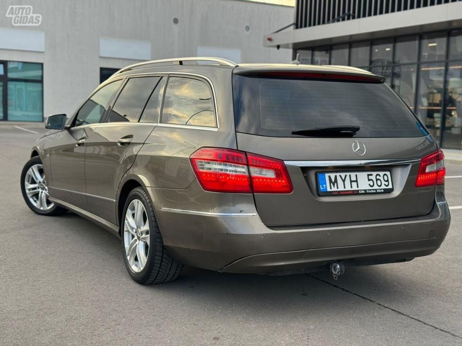 Mercedes-Benz E 220 2010 Kauņa, ar dzinēja tilpumu 2.20 L un nobraukumu 0 tūkst. km par 4200 €, foto 7 vietnē AUTOMOTO.COM.LV