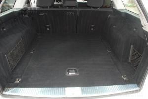 Mercedes-Benz E 220 2011 Tukums, ar dzinēja tilpumu 2.20 L un nobraukumu 133 tūkst. km par 11500 €, foto 6 vietnē AUTOMOTO.COM.LV