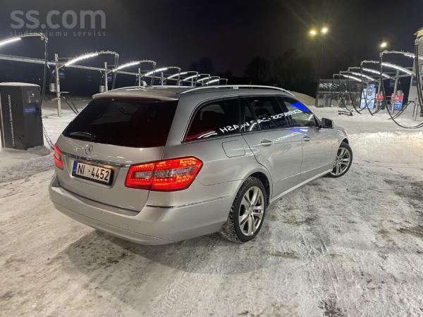 Mercedes-Benz E 220 2011 Rīga, ar dzinēja tilpumu 2.20 L un nobraukumu 330 tūkst. km par 8300 €, foto 3 vietnē AUTOMOTO.COM.LV