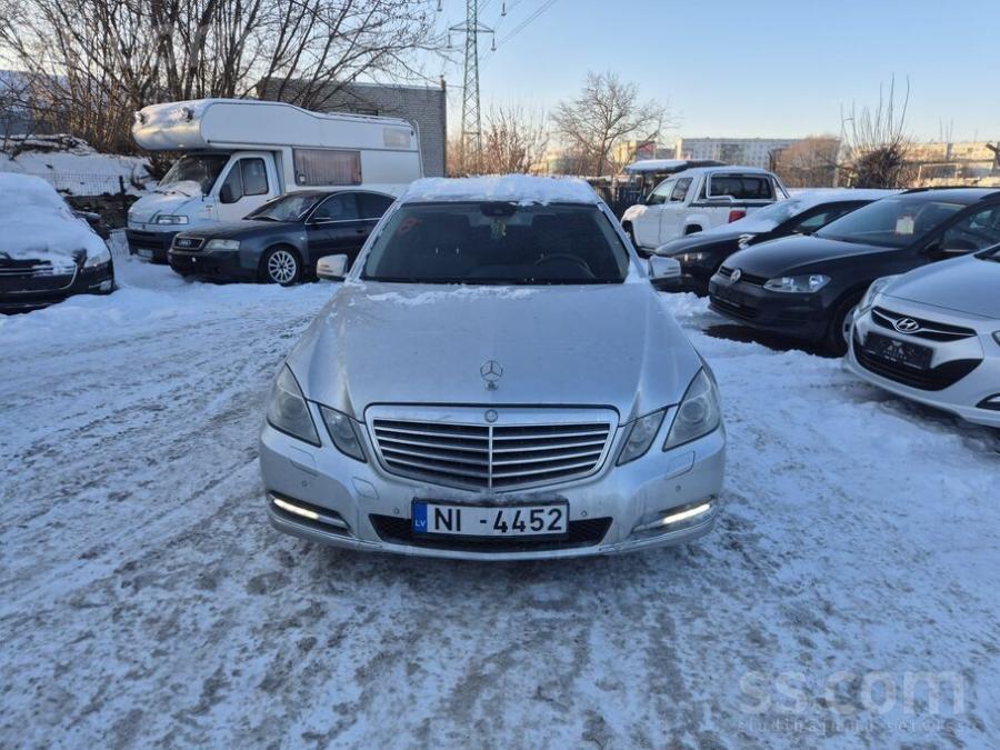 Mercedes-Benz E 220 2011 Rīga, ar dzinēja tilpumu 2.20 L un nobraukumu 330 tūkst. km par 8690 €, foto 3 vietnē AUTOMOTO.COM.LV