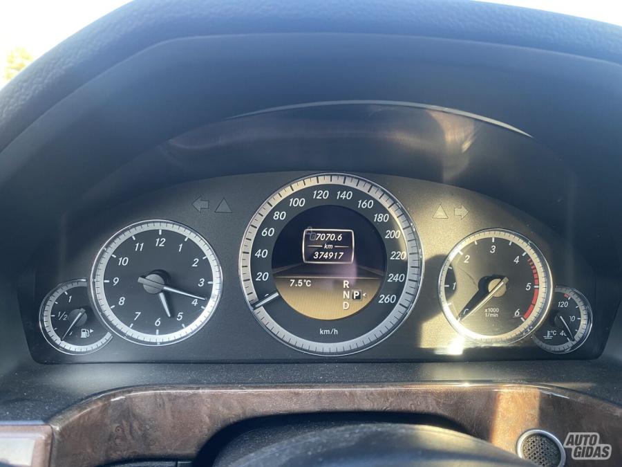 Mercedes-Benz E 220 2011 in Alytus, with an engine capacity of 2.20 L and mileage of 395 thousand km for 4850 €, photo 8 on AUTOMOTO.COM.LV