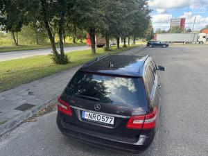 Мерседес E 220 2011 в Тракай, объемом двигателя 2.10 л и пробегом 304 тыс. км за 3900 €, фото 5 на AUTOMOTO.COM.LV