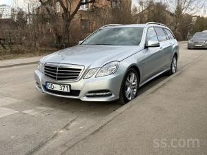 Mercedes-Benz E 220 2012 Rīga, ar dzinēja tilpumu 2.20 L un nobraukumu 320 tūkst. km par 6490 €, foto  vietnē AUTOMOTO.COM.LV