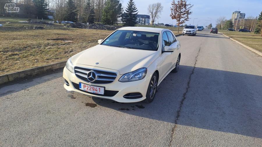 Mercedes-Benz E 220 2016 in Vilnius, with an engine capacity of 2.00 L and mileage of 435 thousand km for 8750 €, photo 4 on AUTOMOTO.COM.LV