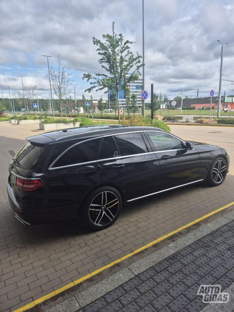 Mercedes-Benz E 220 2016 in Vilnius, with an engine capacity of 2.20 L and mileage of 505 thousand km for 9800 €, photo 10 on AUTOMOTO.COM.LV