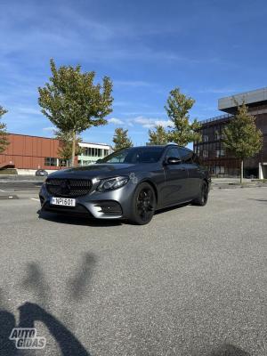 Мерседес E 220 2017 в Клайпеда, объемом двигателя 2.00 л и пробегом 330 тыс. км за 17000 €, фото  на AUTOMOTO.COM.LV