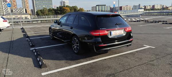 Mercedes-Benz E 220 2018 Viļņa vietnē Mercedes-Benz E 220 2018 Viļņa, ar dzinēja tilpumu 2.00 L un nobraukumu 294 tūkst. km par 14850 €, foto 9 vietnē AUTOMOTO.COM.LV