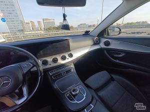 Мерседес E 220 2018 в Вильнюс, объемом двигателя 2.00 л и пробегом 294 тыс. км за 14850 €, фото 22 на AUTOMOTO.COM.LV