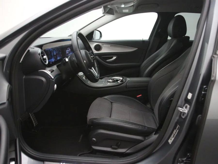 Mercedes-Benz E 220 2019 Viļņa, ar dzinēja tilpumu 2.00 L un nobraukumu 240 tūkst. km par 19599 €, foto 5 vietnē AUTOMOTO.COM.LV